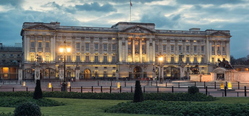 The monarch, royal family and parliament | Institute for Government